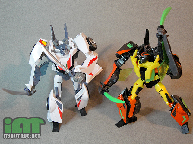 Vault Review: Transformers Prime Wheeljack & Dead End « It'sAllTrue.Net